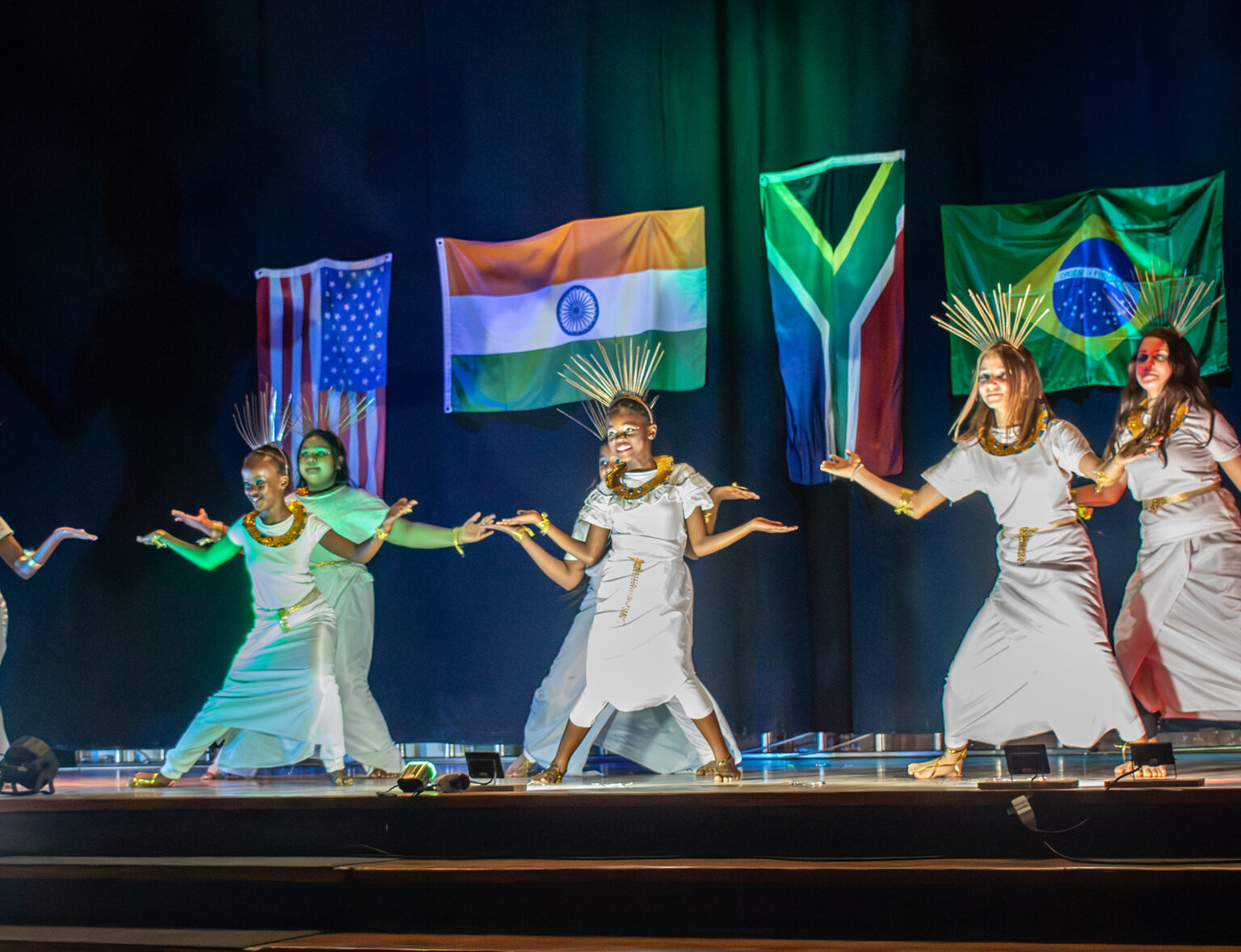 SENIOR PRIMARY - BELIEVE BIGGER AIM HIGHER